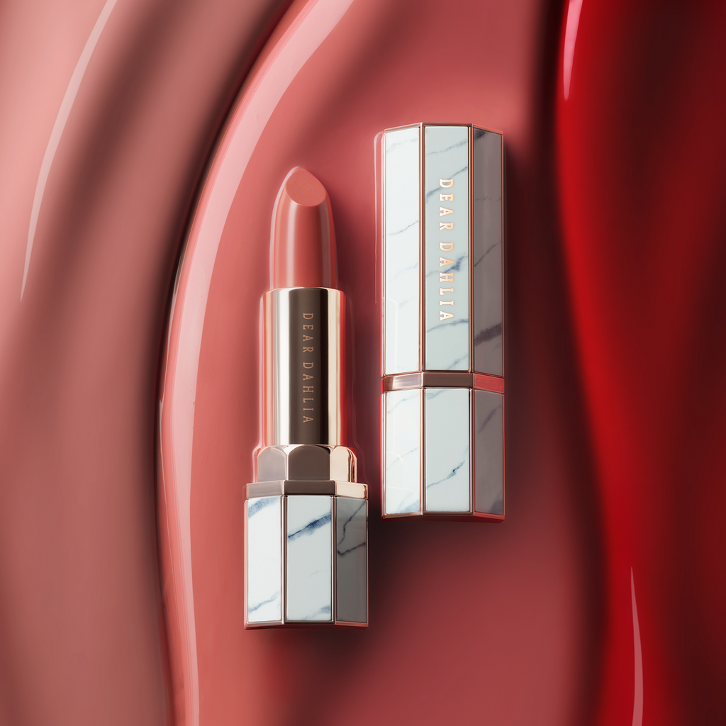 Lips – Dear Dahlia